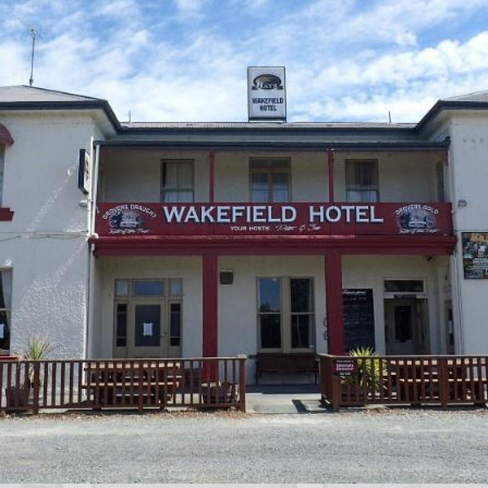 The Wakefield Hotel - Heart of Biking